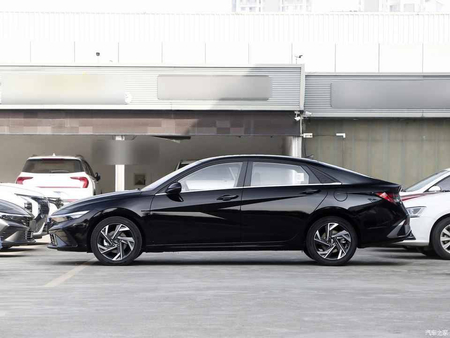 Gonzo Motors - Hyundai Elantra 2024