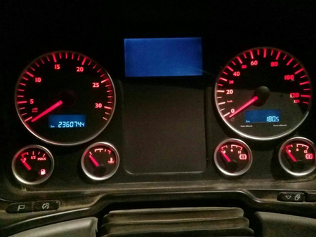 Man sotiladi       .
