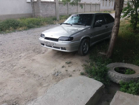 Lada 2113 sotiladi