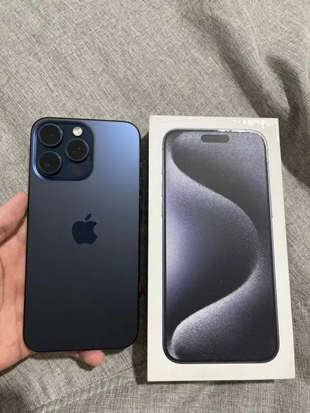 iPhone 15 pro maks lux