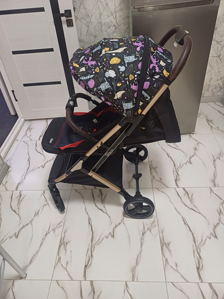 Продаётся чемодан коляска