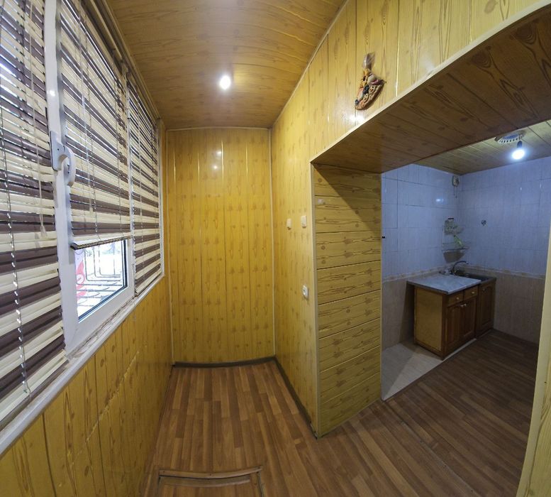 .Продам 2комнатную квартиру 1этаж разделный кирпич 45м2 Фархадскийрыно