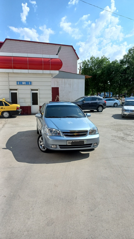 Chevrolet lacetti