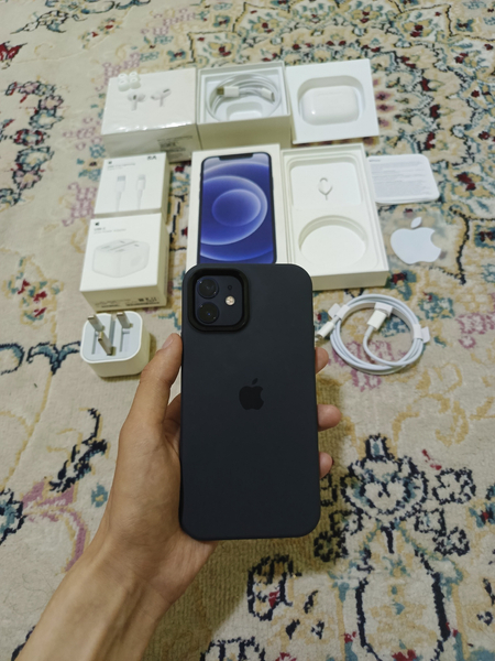 iPhone 12. Память 128Gb  Таза!
