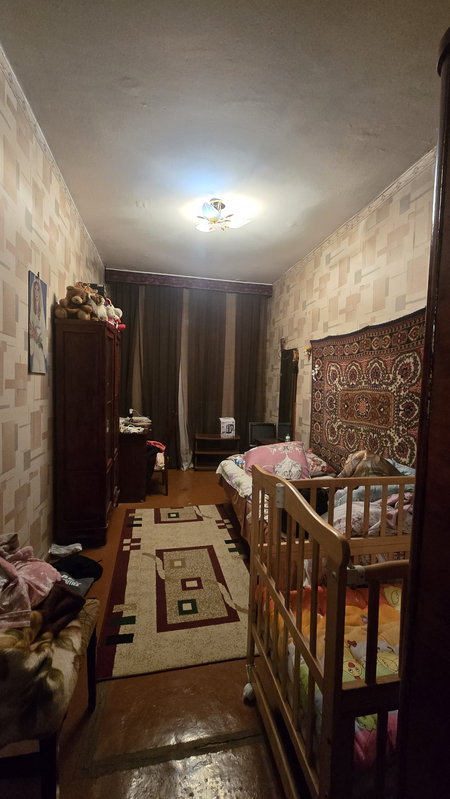 Продается квартира на Чиланзаре 14 квартале 3/3/4 бал 1,5х3
