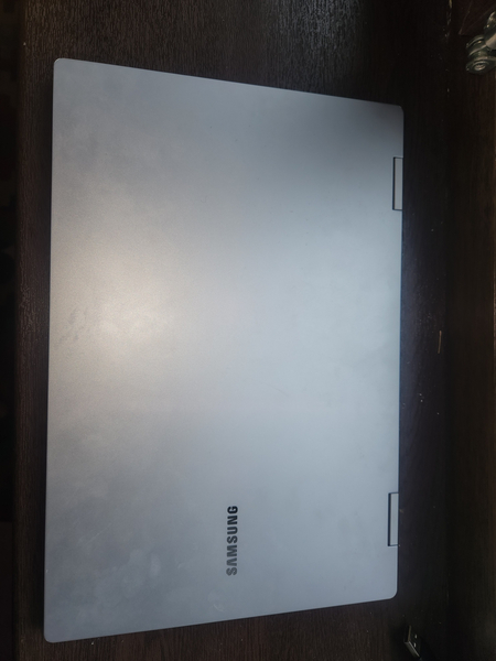 Samsung Galaxy Book2 Pro 360 состояние идеальное\\nручка есть тоже в иде