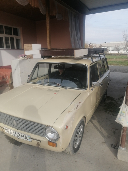 Jiguli 02  yili 78 prapanda