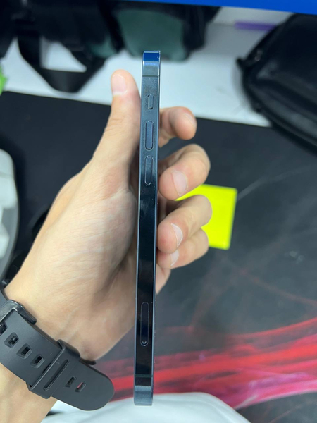 iPhone 12Pro 512/blue
