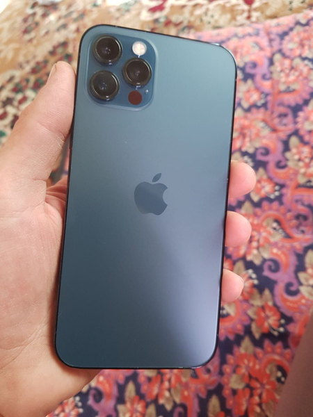 Iphone 12 pro Blue