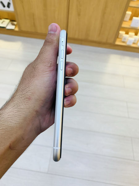 Iphone 11 white 64gb