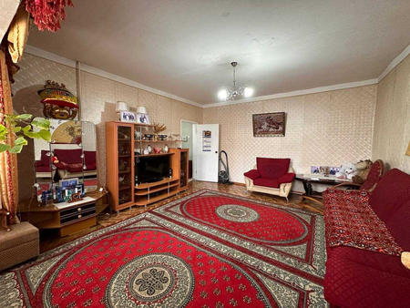 Продаётся 2 комнатная квартира в центре . ул.Бобура срочно {kos}