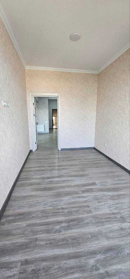 м.Буюк Ипак Йули ул.Дагестанская 3-комнатная 4/4 90 м² выс.пот ремонт