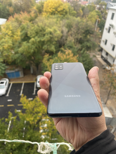 A 51 samsung  ideal 4/64 gb