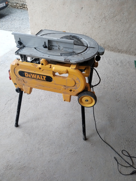 Dewalt настольная пила 2000w