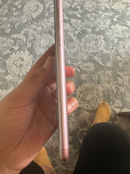 Mi 5+ telefon ,holati zur, srochno sotiladi 45000 sum