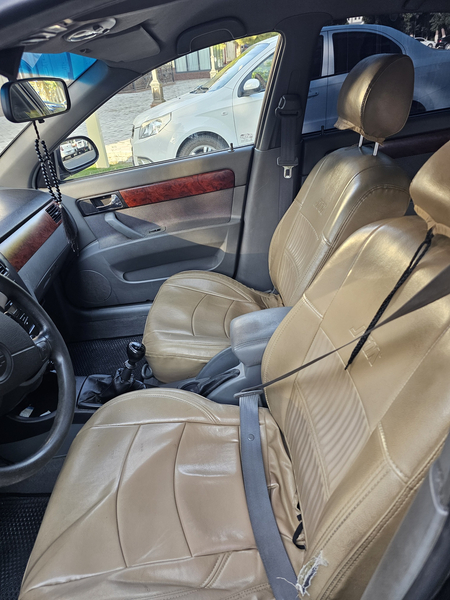 Продаётся Lacetti 2 позиция 2013г.