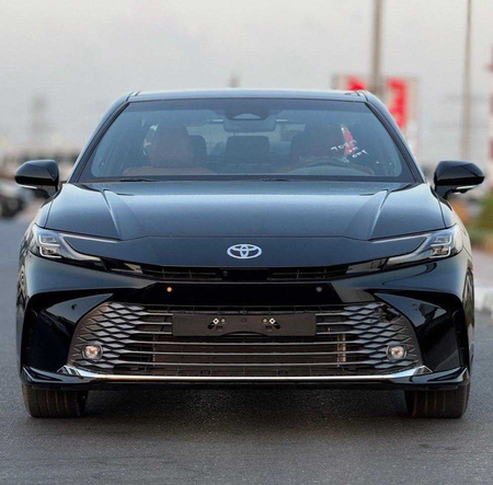 Toyota Camry hybrid 80 2024 год