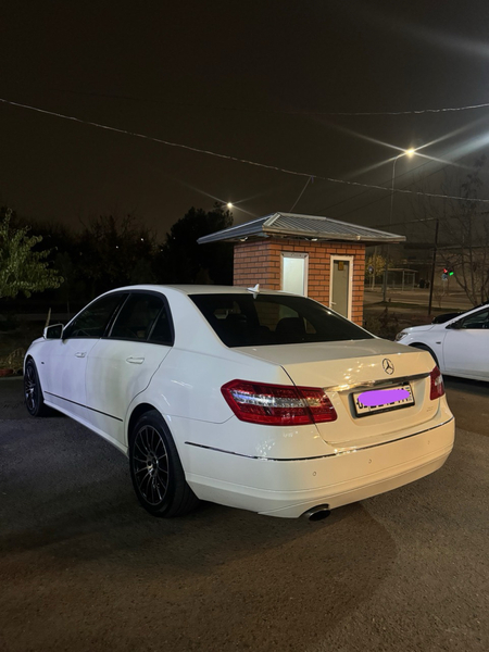 W212 merscedes benz