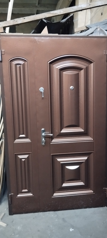 Standard temir eshiklar ishlab chiqaramiz