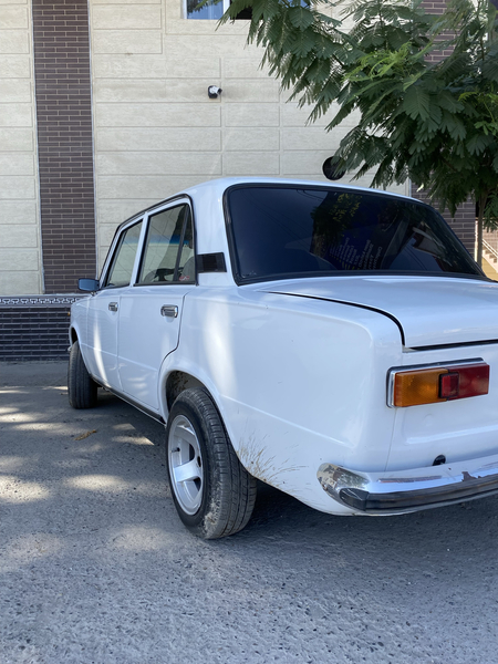 Jugili vaz 21 011  idal sostayani