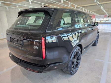 Продается Range Rover Vogue LWB Autobiography 2023  4.4 L V8