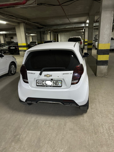 Chevrolet spark 2015