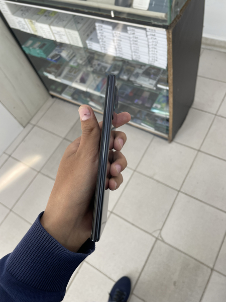 Samsung not 10  12/256 tali