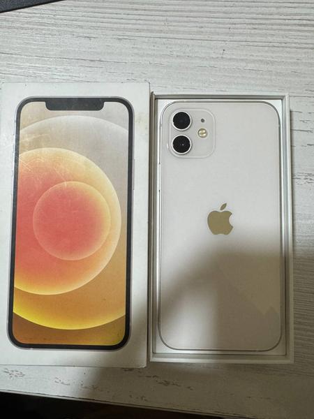 Iphone sotiladi yaxwi sastayanada aybi plata qoyw kere