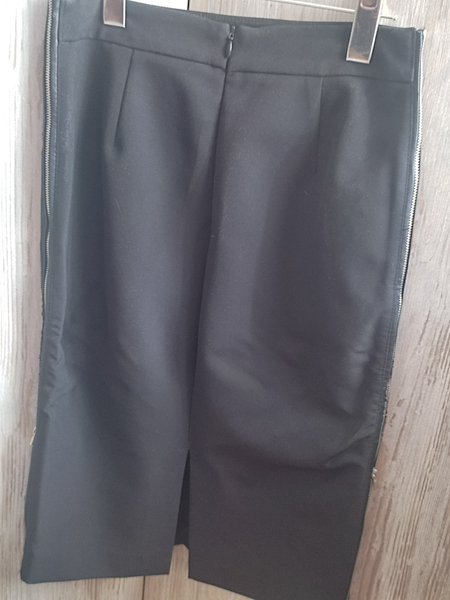 Юбки-карандаш zara, размер xs