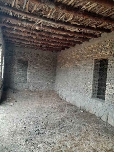 15 sotix uchastka sotiladi