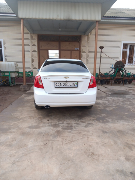 Lasetti 1.8 xolati idial