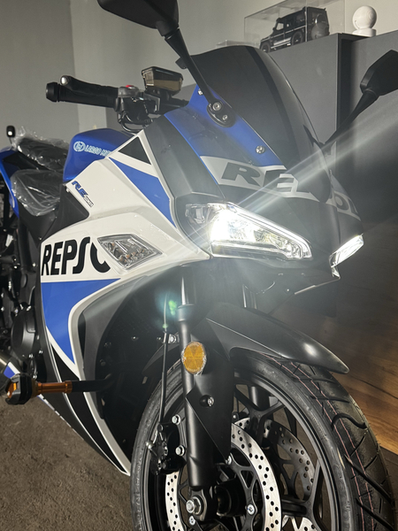 Sport Bike 400kb