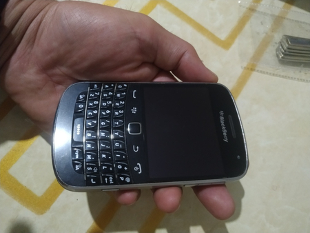 Blackberry bold любой СИМ-карта тушади