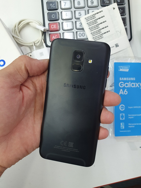 Samsung Galaxy A6 32Gb sotiladi