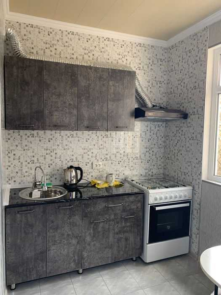 Яшнабад •Ресторан Парвоз • 2-комн • 45 м² • этаж 3/4 • [ОК:031]