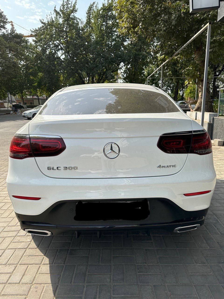 Mercedes benz GLC300