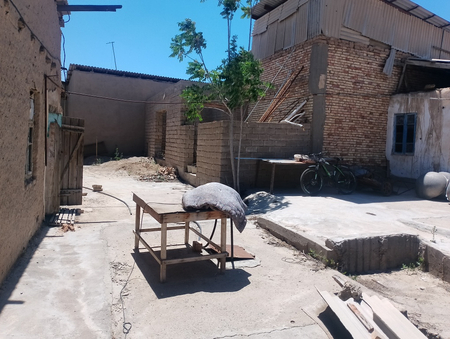 Hovli sotiladi, eski shaxar, 13-maktab orqasida, 734kv/m, srochna