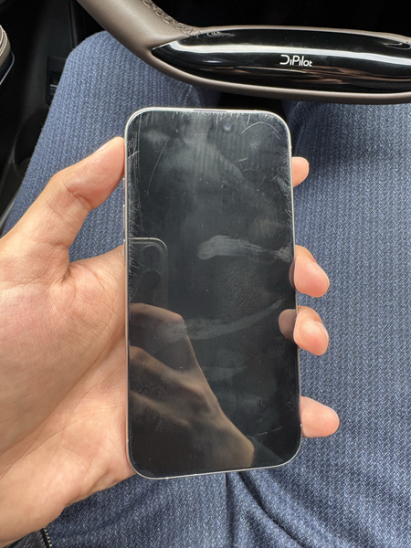 iPhone 15 Pro 2 ta sim kartali