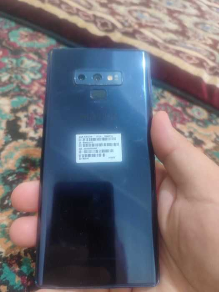 Срочно продам Samsung Galaxy Note 9