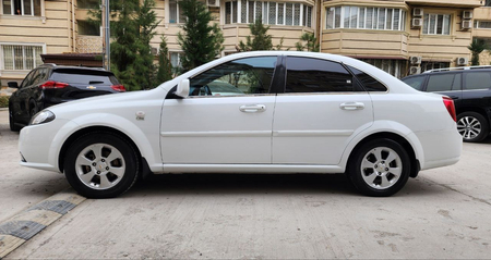 Сдам в аренду авто Chevrolet Gentra белый 2020 года