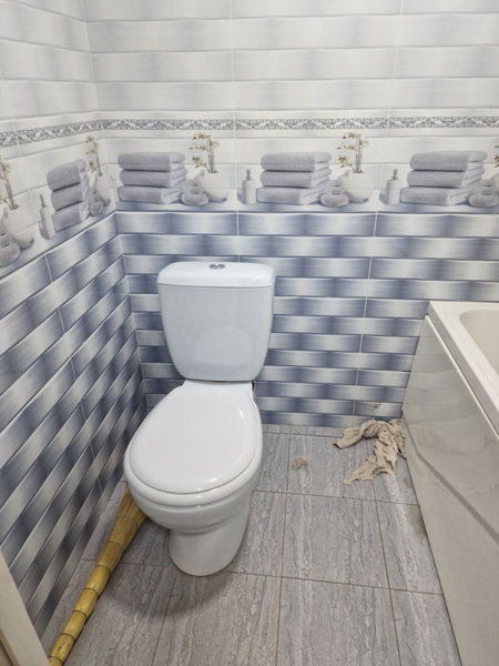 1 ком малосемейка продаётся 2 этаж Ависозлар