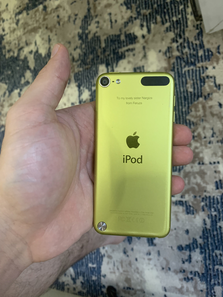 Продается ipod 5 gold 16gb в идеальном состоянии