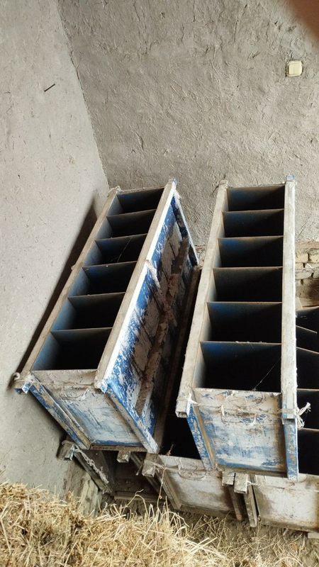 Penablok qoliplar sotiladi