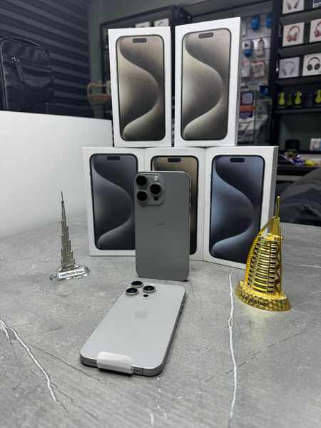 iPhone XR 15 Pro Korpusda