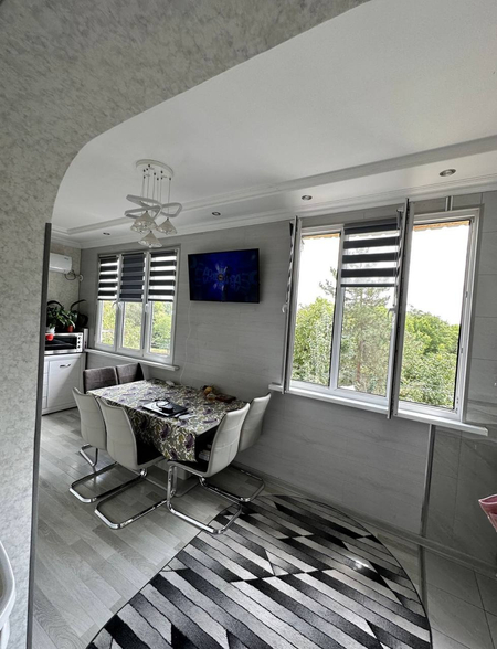 Продаётся квартира Карасу-1. 3/4/4. 78м² 2*6 балкон.