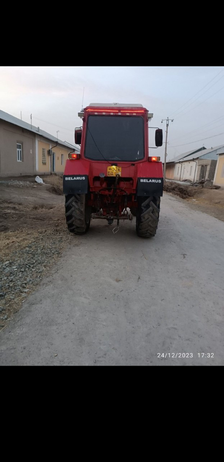 МТЗ 80 трактор сотилади