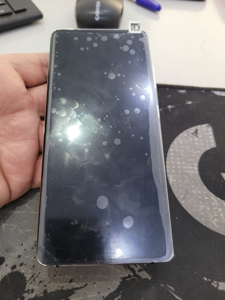 Дисплей с рамкой Samsung S21ultra