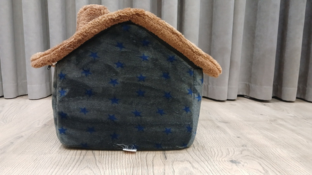Домик для кошек.