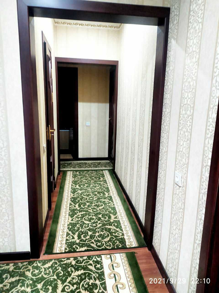 Sotiladi: Qorasaroy 2-dom 9 qavatli uy 3 etaj 4 xona 114 kvadrat