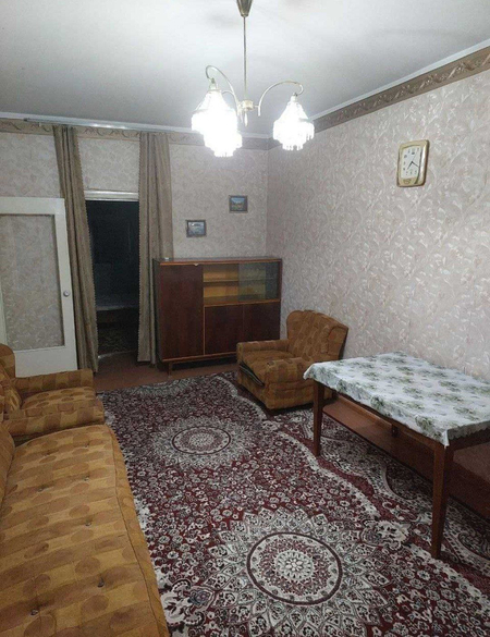 Продается квартира на 17 квартале Чиланзарского района. 2/3/4